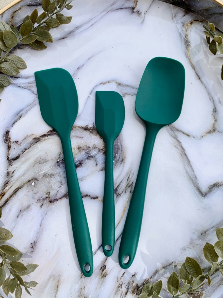 From invention to kitchen essential: The history of silicone spatulas ...
